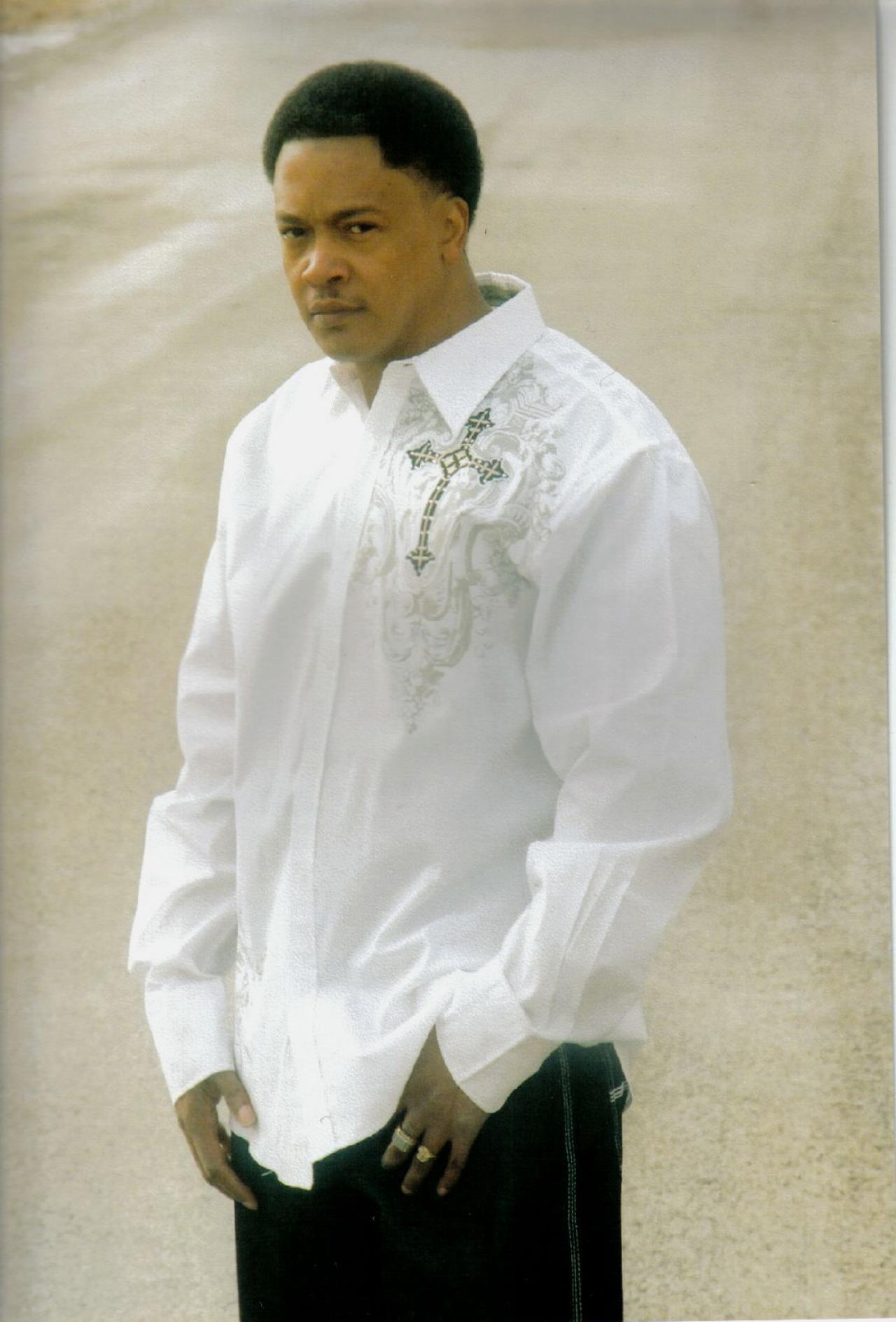 5960 Closer - Gallery - Minister Kai' Brown | indiegospel.net